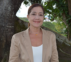 monica-meneses-directora-de-mercadeo-y-comunicaciones-comunicadora ...